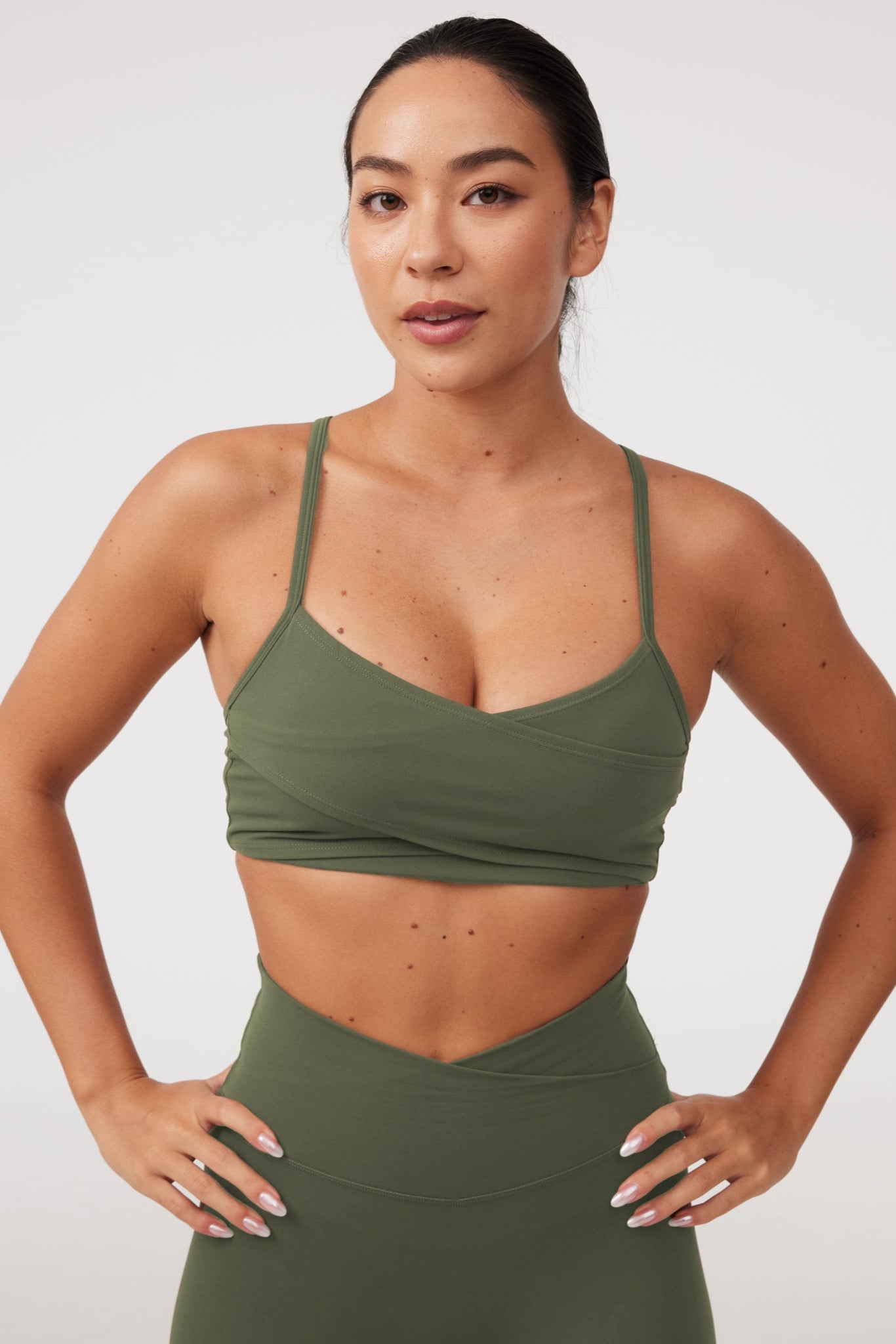 DreamLuxe Layer Bra in Moon | Anya Active | Activewear Singapore